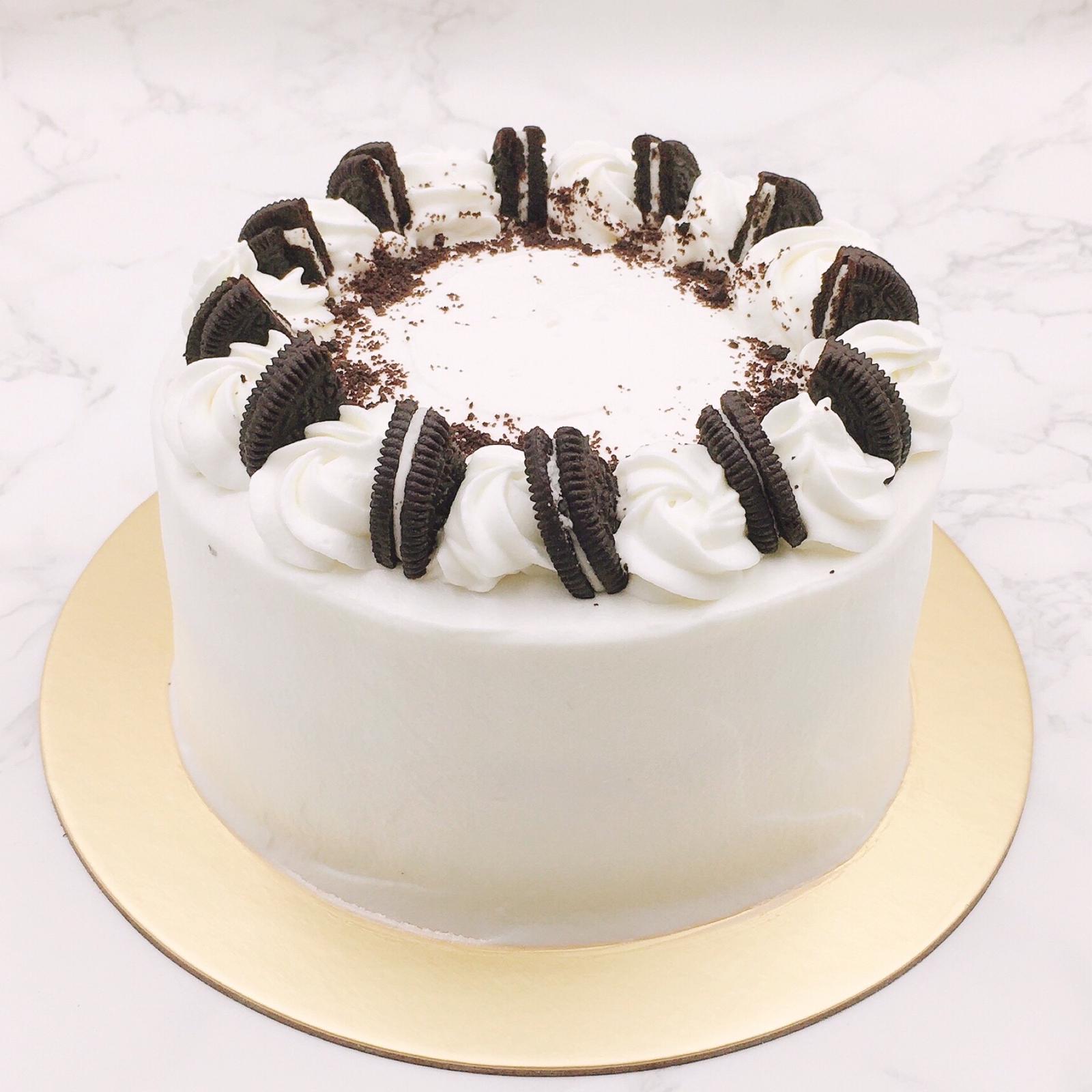 Oreos A La Chocolat (Oreos and Cream) - Sugared